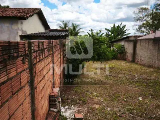 Terreno / Lote para Venda em Uberlândia/MG Chácaras Tubalina