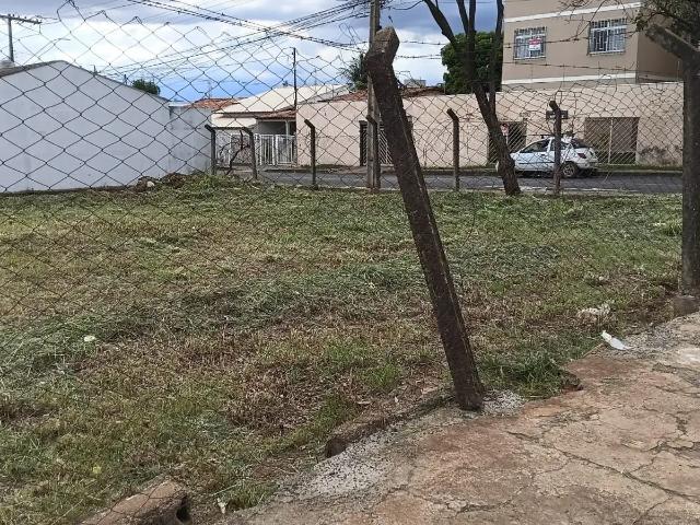 Terreno / Lote para Venda em Uberlândia/MG Custódio Pereira