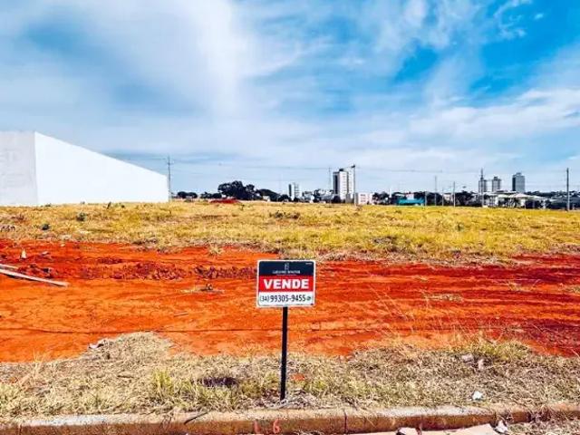 Terreno / Lote para Venda em Uberlândia/MG Alto Umuarama