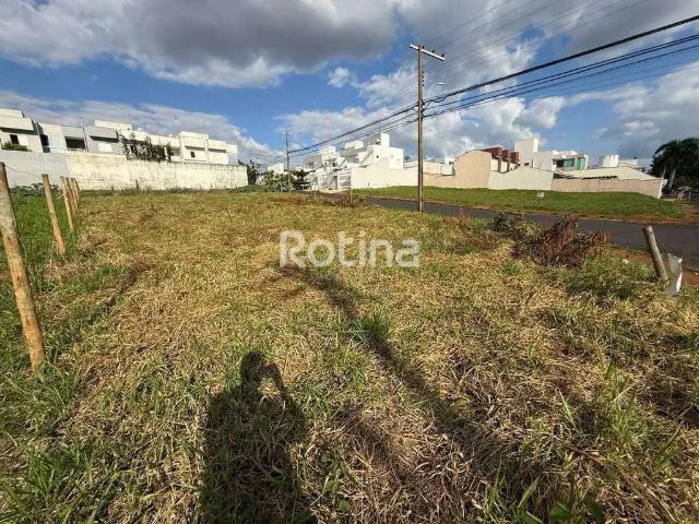 Terreno / Lote para Venda em Uberlândia/MG Jardim Colina