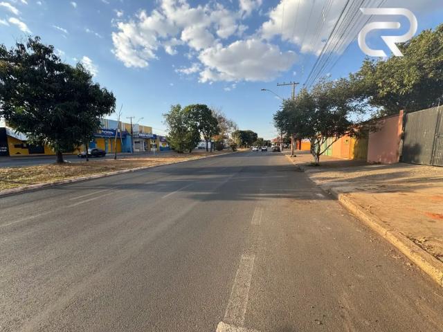 Terreno / Lote para Venda em Uberlândia/MG Jardim das Palmeiras