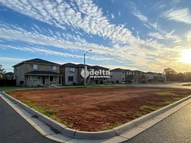 Terreno / Lote para Venda em Uberlândia/MG Jardim Europa