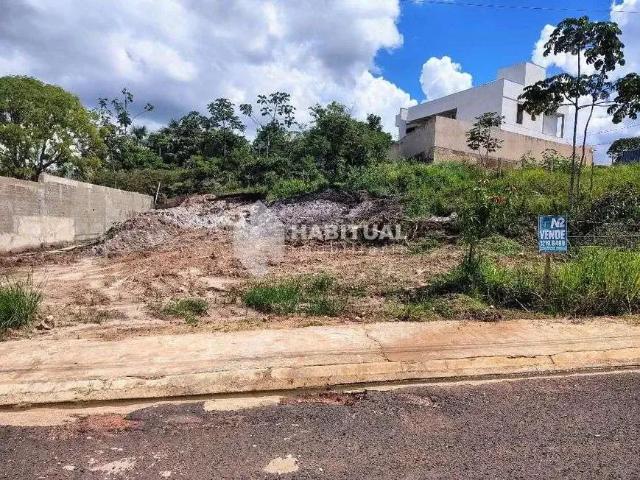 Terreno / Lote para Venda em Uberlândia/MG Jardim Inconfidência
