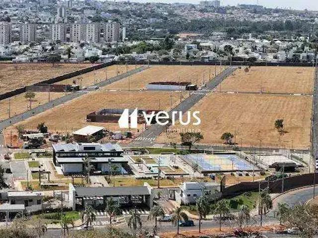 Terreno / Lote para Venda em Uberlândia/MG Jardim Inconfidência