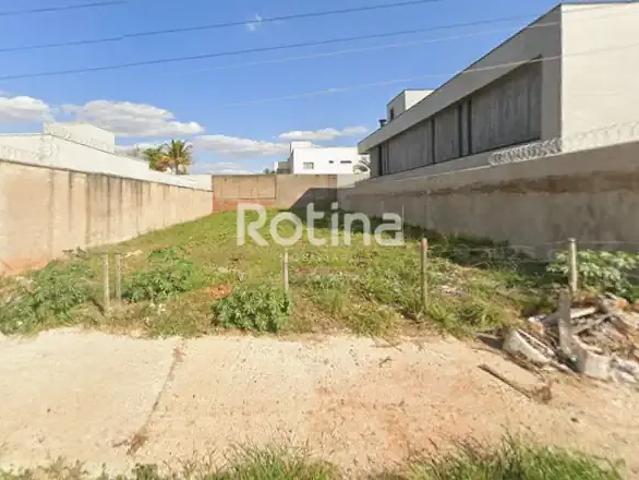 Terreno / Lote para Venda em Uberlândia/MG Jardim Karaíba