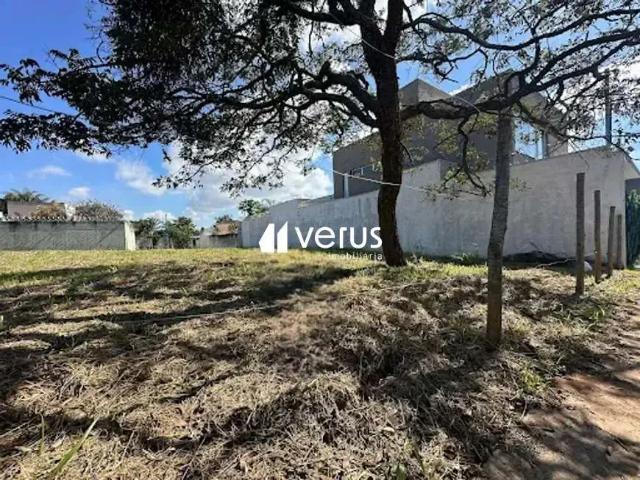 Terreno / Lote para Venda em Uberlândia/MG Jardim Karaíba