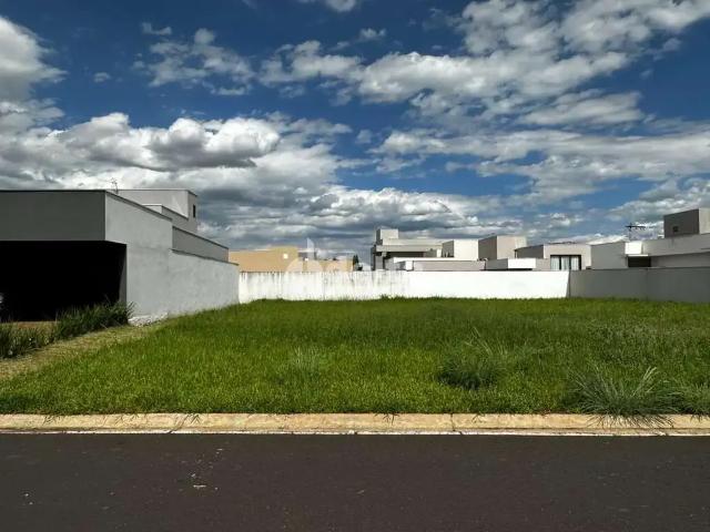 Terreno / Lote para Venda em Uberlândia/MG Jardim Sul