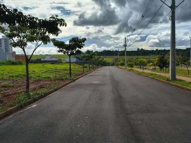 Terreno / Lote para Venda em Uberlândia/MG Loteamento Portal do Vale II