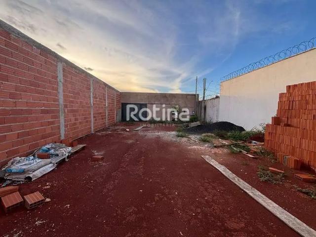 Terreno / Lote para Venda em Uberlândia/MG Loteamento Portal do Vale II