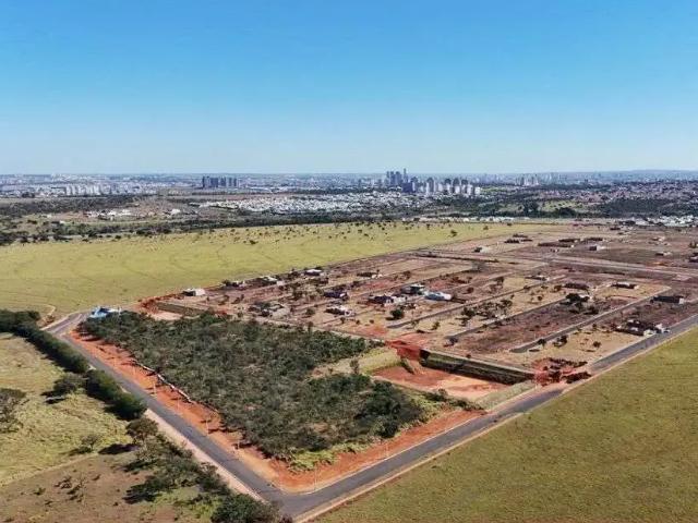 Terreno / Lote para Venda em Uberlândia/MG Laranjeiras