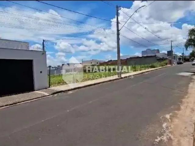 Terreno / Lote para Venda em Uberlândia/MG Laranjeiras