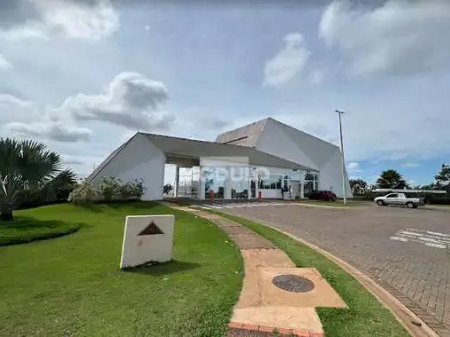 Terreno / Lote para Venda em Uberlândia/MG Laranjeiras