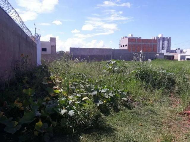 Terreno / Lote para Venda em Uberlândia/MG Laranjeiras