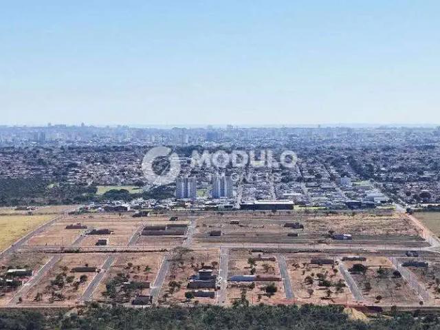 Terreno / Lote para Venda em Uberlândia/MG Laranjeiras