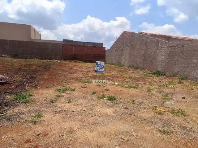 Terreno / Lote para Venda em Uberlândia/MG Laranjeiras