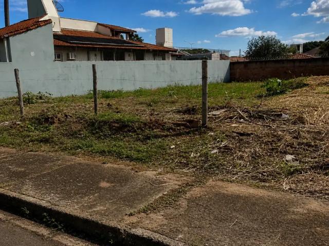 Terreno / Lote para Venda em Uberlândia/MG Morada da Colina