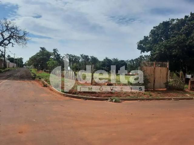 Terreno / Lote para Venda em Uberlândia/MG Morada dos Pássaros