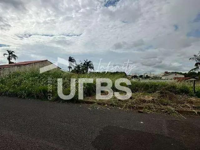 Terreno / Lote para Venda em Uberlândia/MG Maravilha