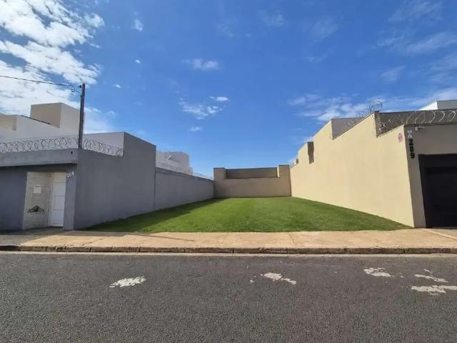 Terreno / Lote para Venda em Uberlândia/MG Novo Mundo