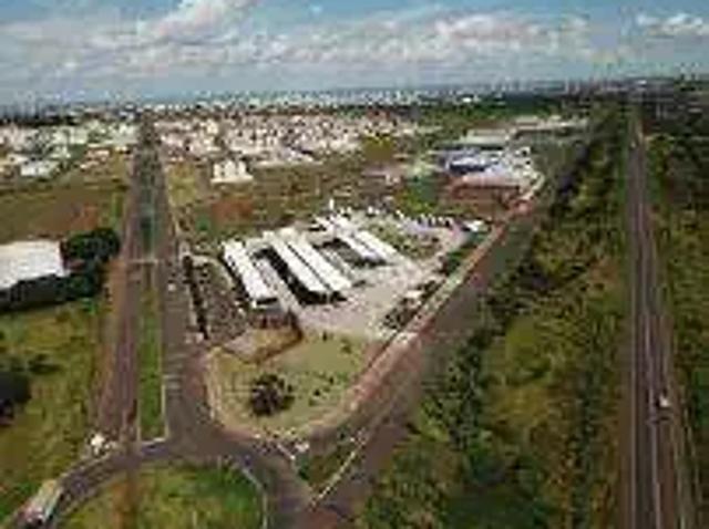 Terreno / Lote para Venda em Uberlândia/MG Novo Mundo