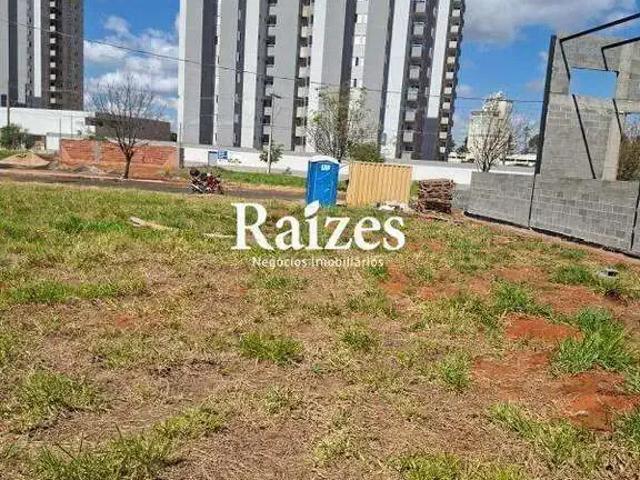 Terreno / Lote para Venda em Uberlândia/MG Novo Mundo