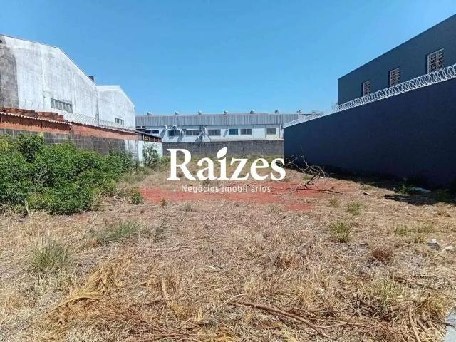 Terreno / Lote para Venda em Uberlândia/MG Novo Mundo