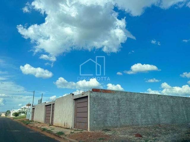 Terreno / Lote para Venda em Uberlândia/MG Novo Mundo