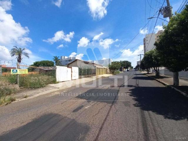 Terreno / Lote para Venda em Uberlândia/MG Santa Mônica