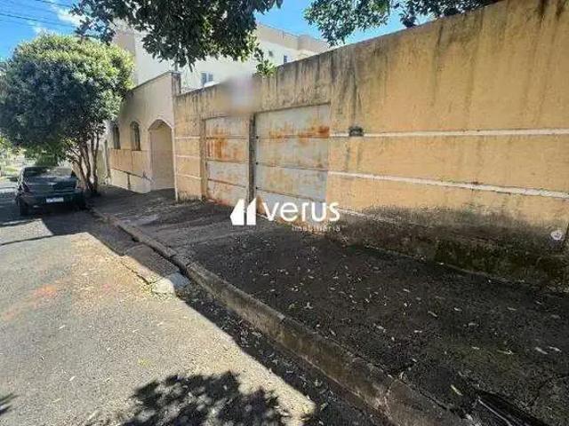Terreno / Lote para Venda em Uberlândia/MG Santa Mônica