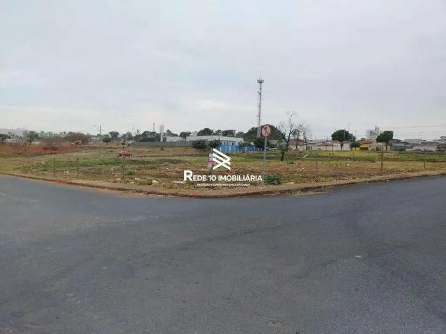Terreno / Lote para Venda em Uberlândia/MG Santa Rosa