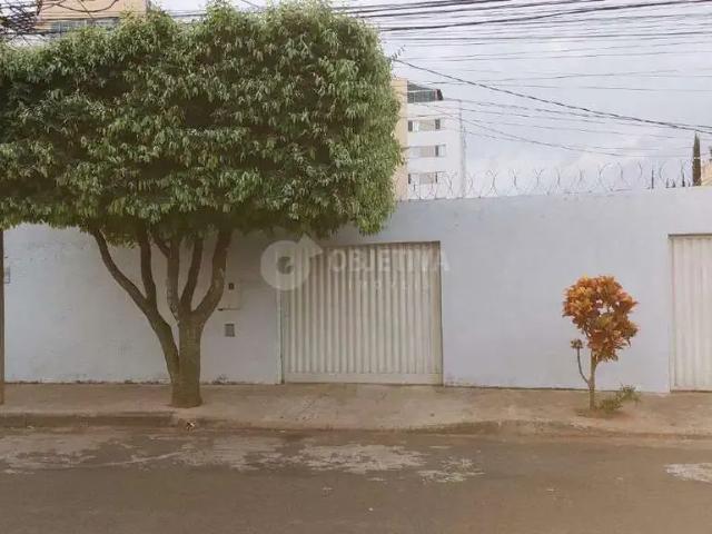 Terreno / Lote para Venda em Uberlândia/MG Saraiva