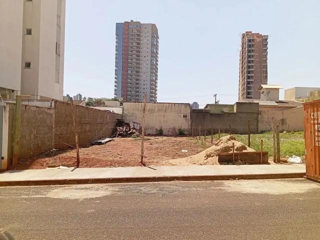 Terreno / Lote para Venda em Uberlândia/MG Tubalina