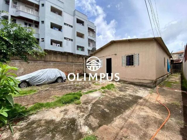 Terreno / Lote para Venda em Uberlândia/MG Umuarama 3 Quartos