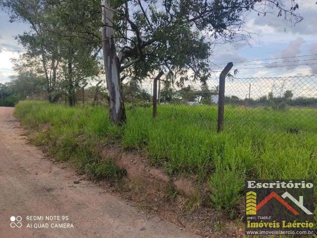 Terreno / Lote para Venda em Valinhos/SP Dois Córregos