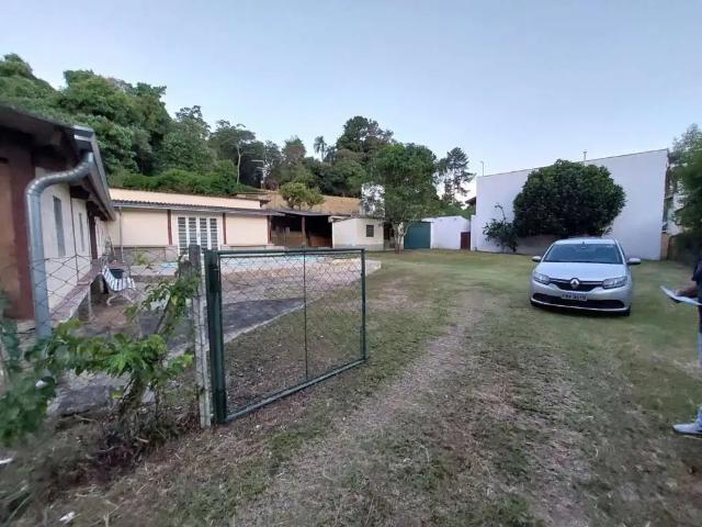 Terreno / Lote para Venda em Valinhos/SP Dois Córregos