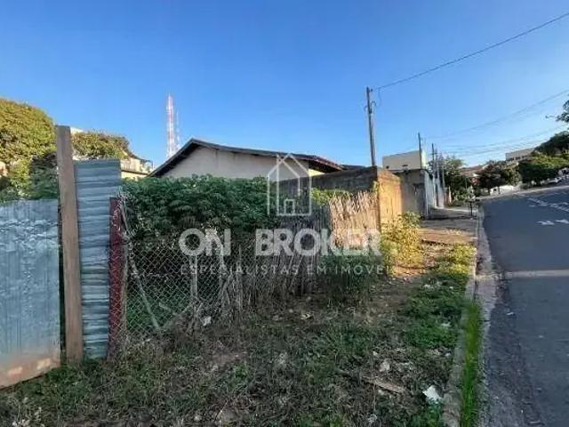 Terreno / Lote para Venda em Valinhos/SP Jardim América II