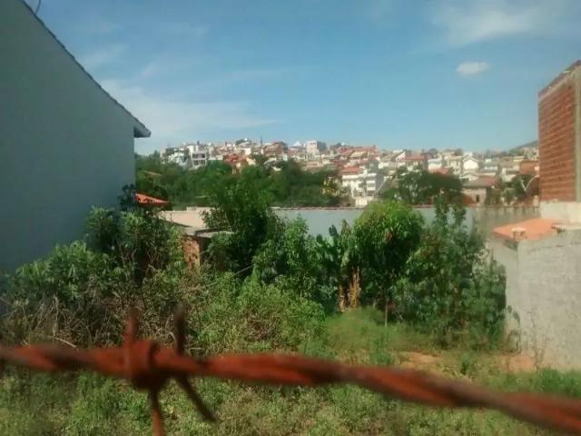 Terreno / Lote para Venda em Valinhos/SP Jardim Pinheiros