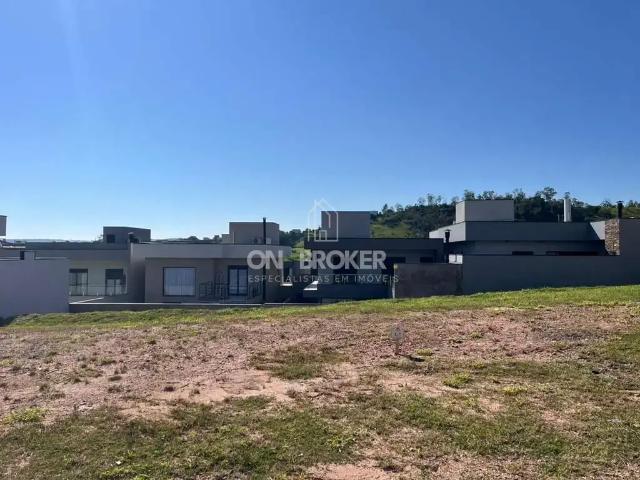 Terreno / Lote para Venda em Valinhos/SP Roncáglia