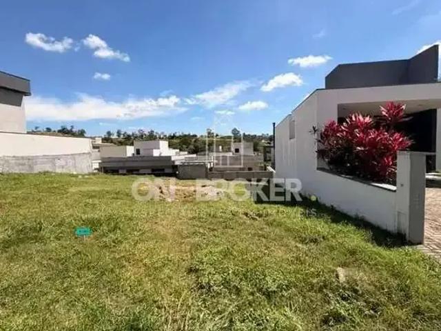 Terreno / Lote para Venda em Valinhos/SP Roncáglia