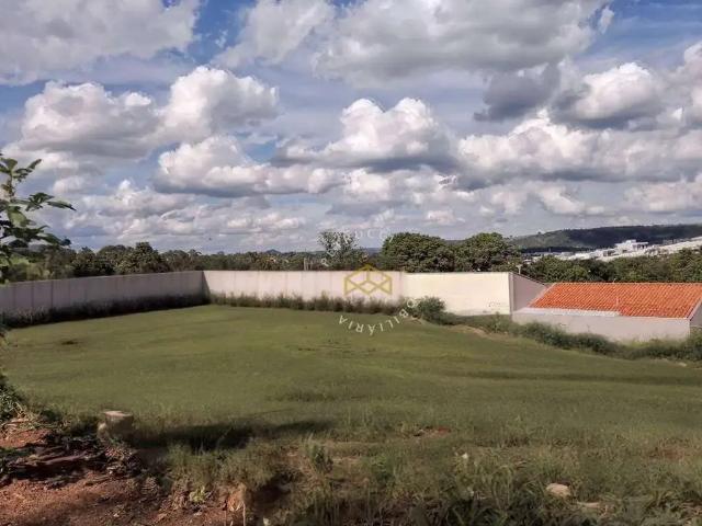 Terreno / Lote para Venda em Valinhos/SP Santa Cruz