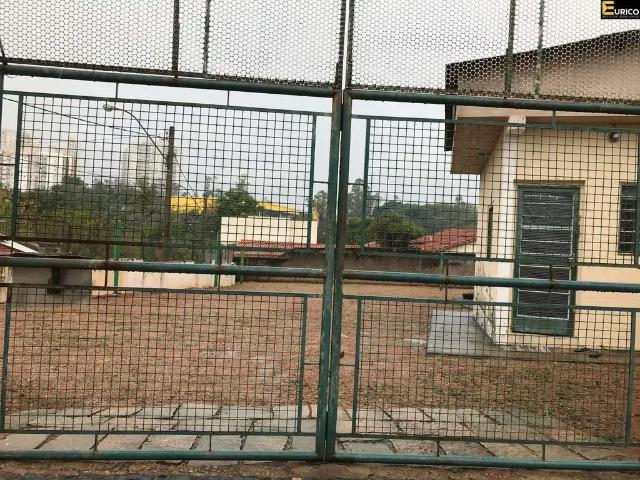 Terreno / Lote para Venda em Valinhos/SP Santa Cruz