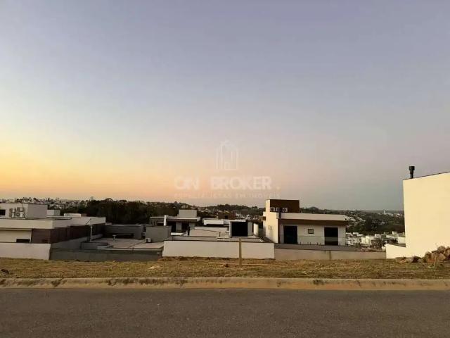 Terreno / Lote para Venda em Valinhos/SP Vila Capuava