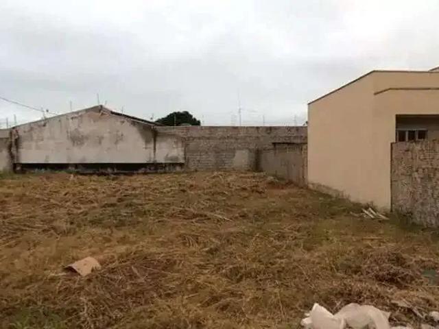 Terreno / Lote para Venda em Várzea Grande/MT Petrópolis