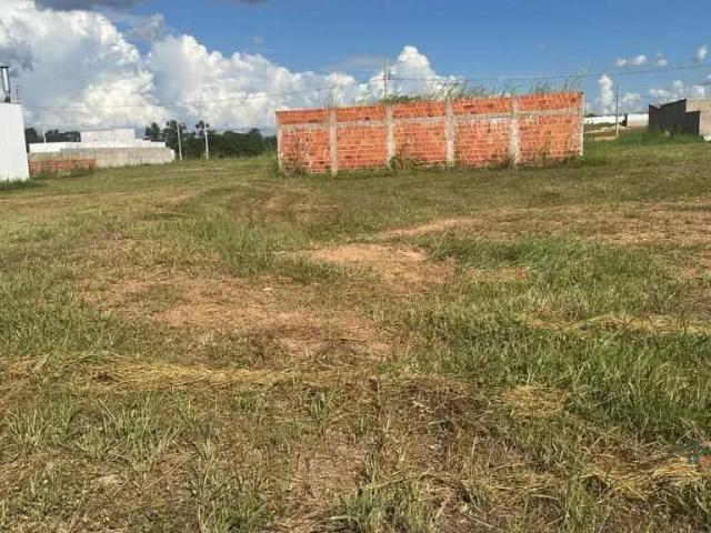Terreno / Lote para Venda em Várzea Grande/MT Petrópolis