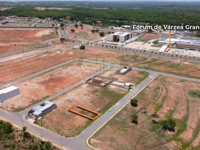 Terreno / Lote para Venda em Várzea Grande/MT Petrópolis