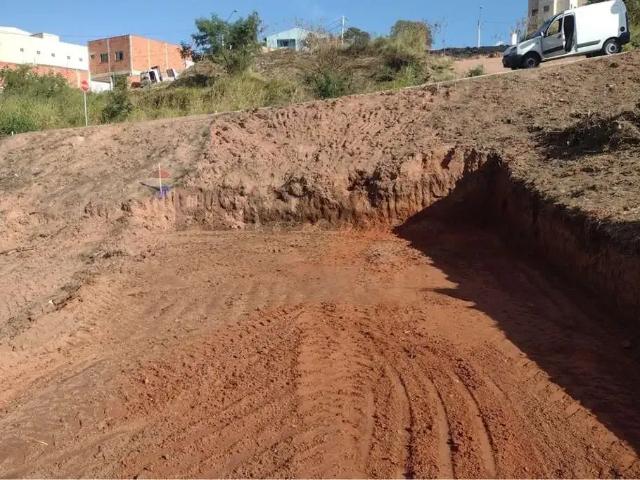 Terreno / Lote para Venda em Várzea Paulista/SP Vila Santa Terezinha