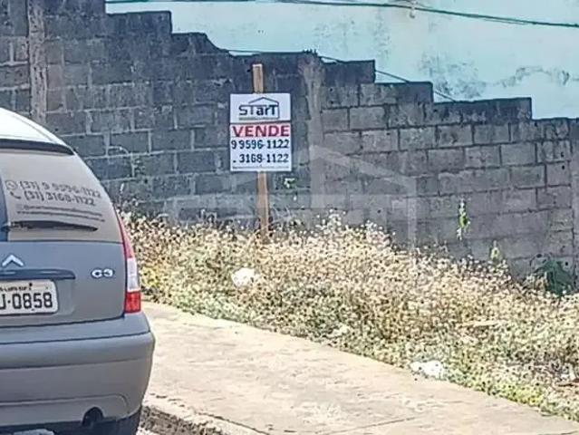 Terreno / Lote para Venda em Vespasiano/MG Celvia