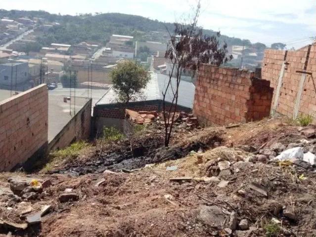 Terreno / Lote para Venda em Vespasiano/MG Gávea