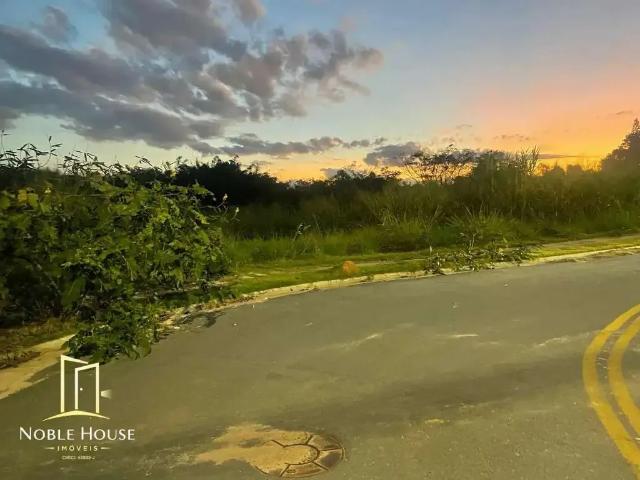 Terreno / Lote para Venda em Vinhedo/SP Pinheirinho
