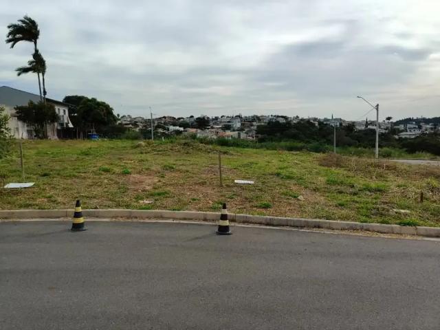 Terreno / Lote para Venda em Vinhedo/SP Pinheirinho